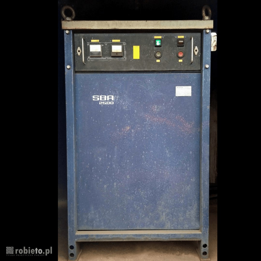 Prostownik spawalniczy Bester SBA2500